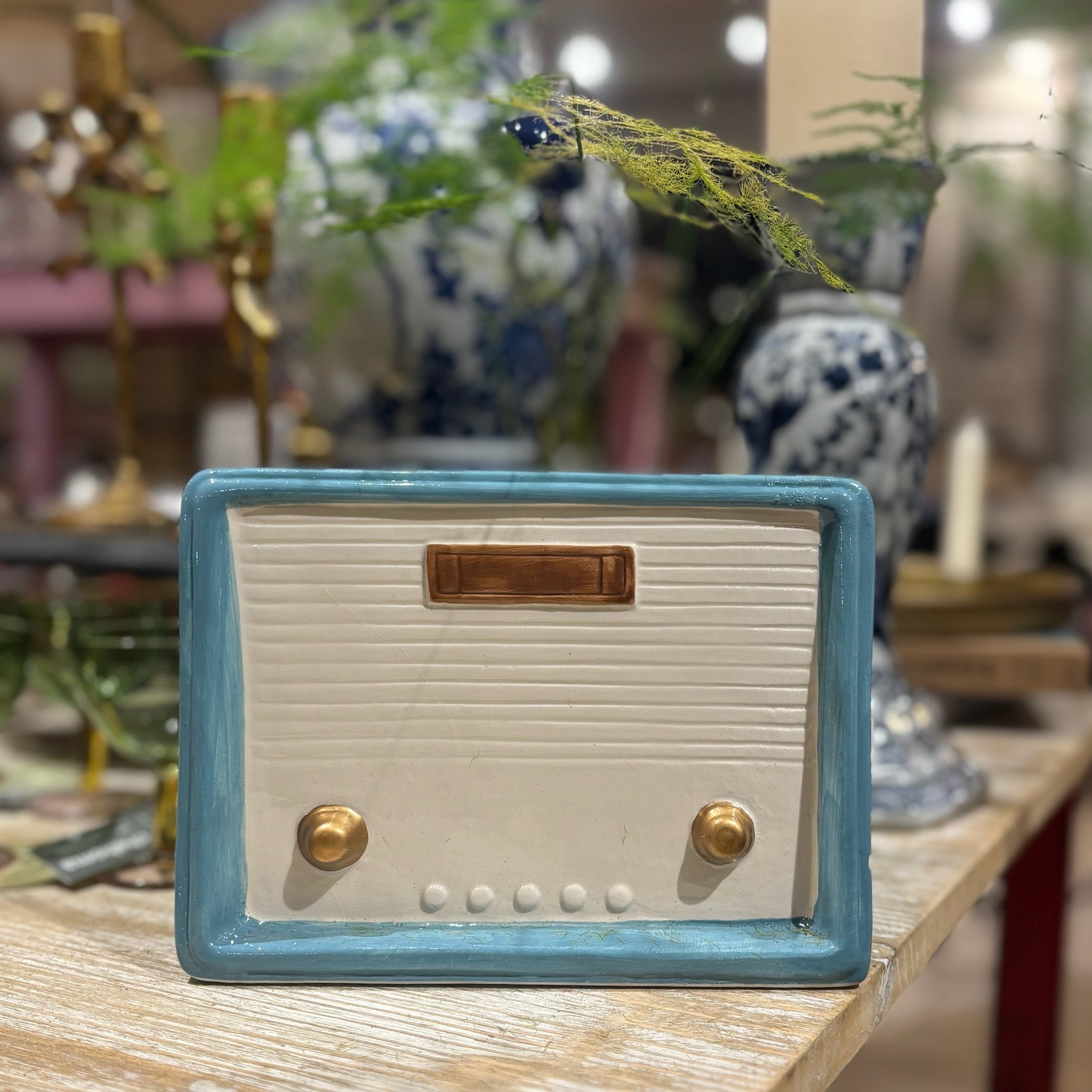 Plant Pot Radio – Amo & Pax